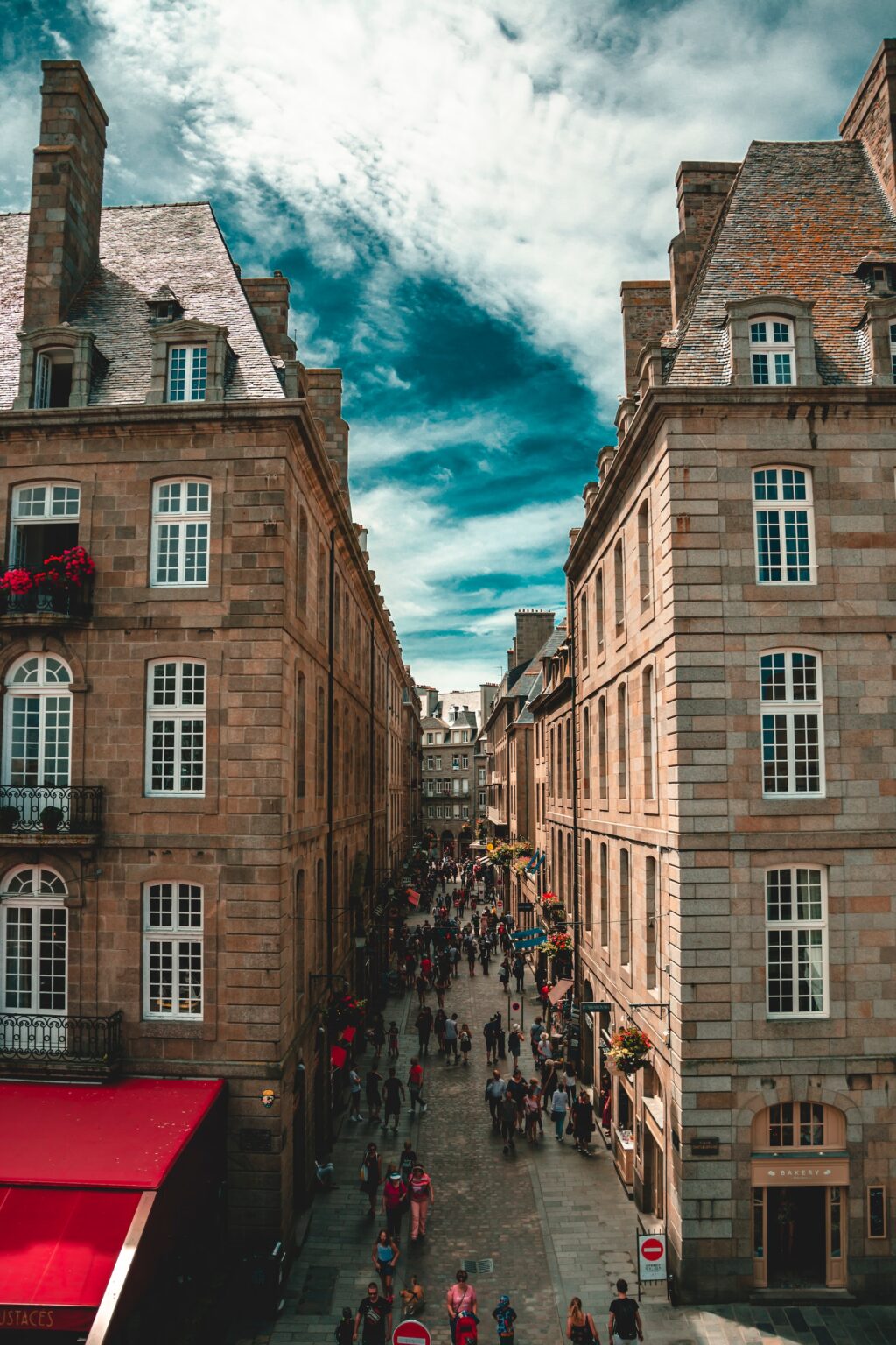 Dominando o Framing: Percepções e Decisões - ConselhoNet